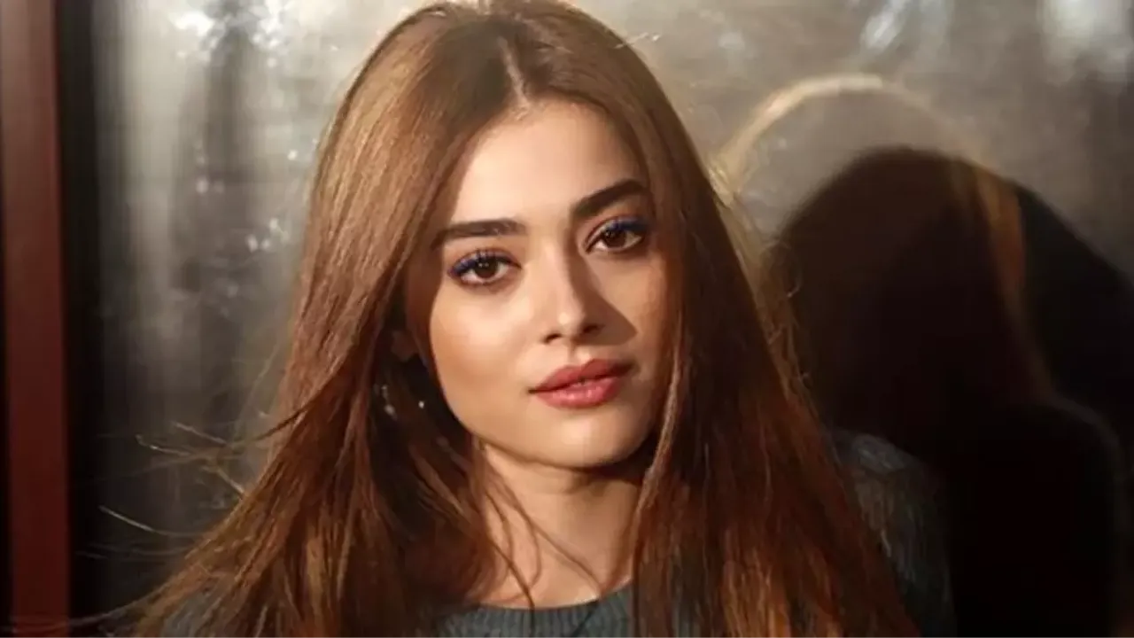 Simay Barlas kimdir? Hangi dizide oynuyor? Nerede doğdu? - İleri ...